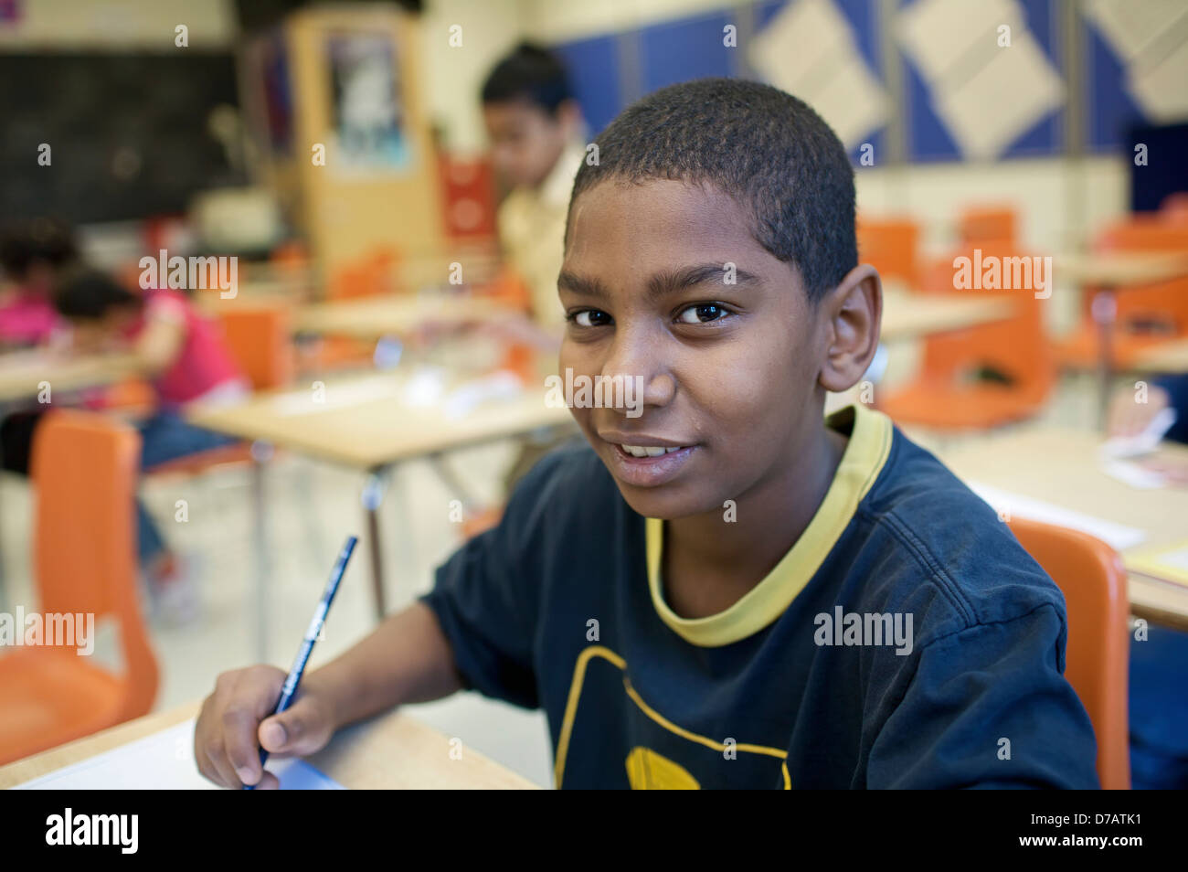 Esl classroom children hi-res stock photography and images - Alamy