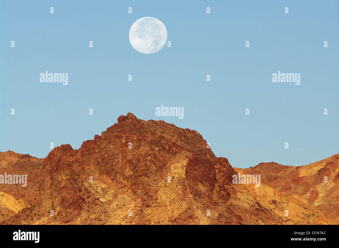 Colorful desert scene hi-res stock photography and images - Alamy