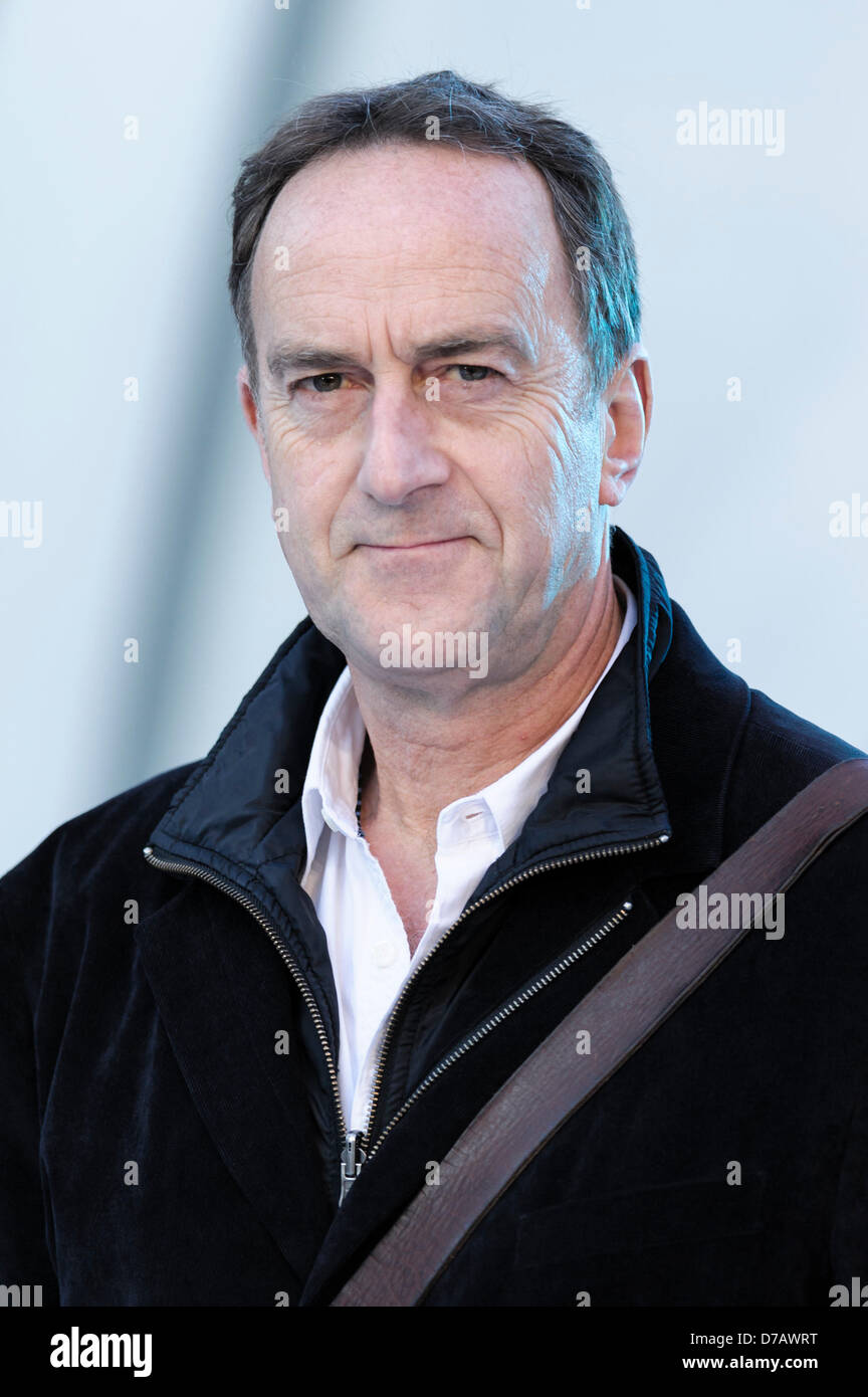 Angus deayton hi-res stock photography and images - Alamy
