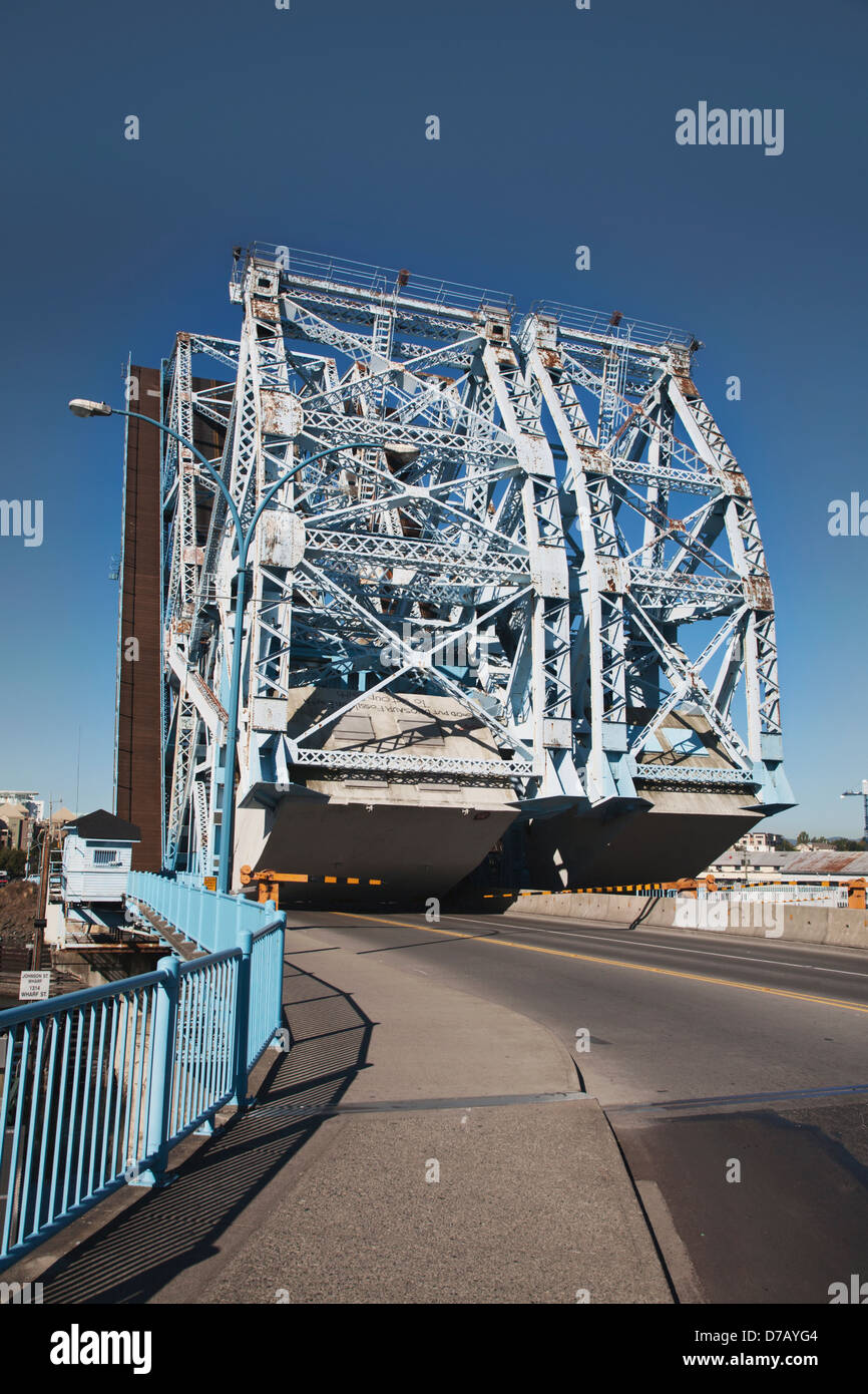 Raised road bridges hi-res stock photography and images - Alamy