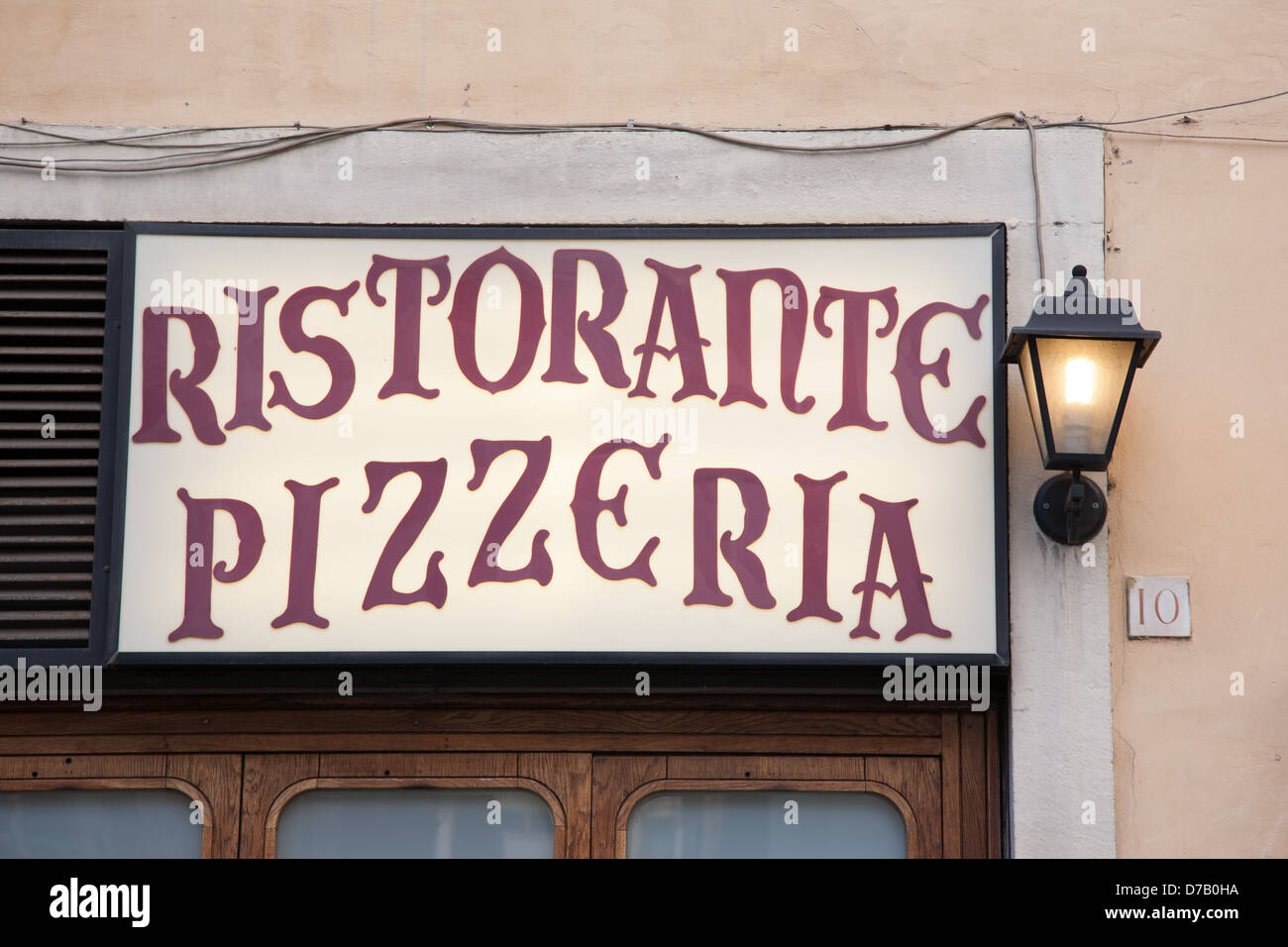 Restaurant and Pizzeria Sign, Florence, Italy Stock Photo - Alamy