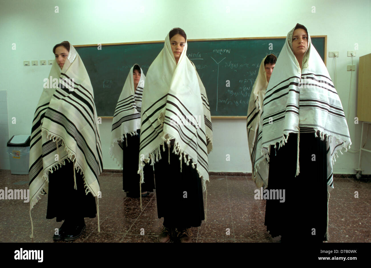 Jewish girls prayer hi-res stock photography and images - Alamy