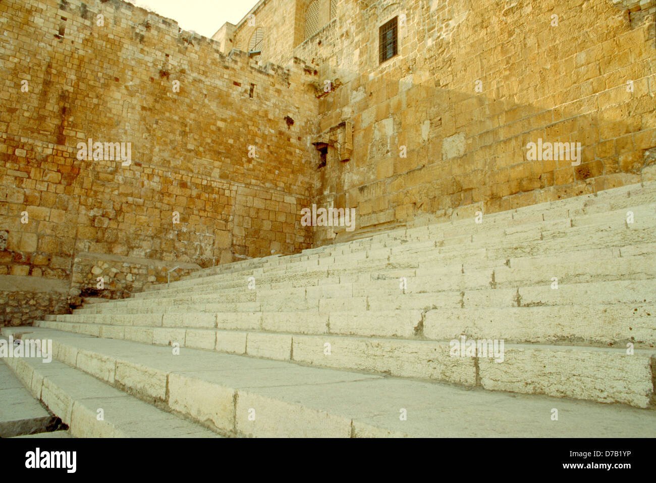 Stairway to hulda gate on temple mount hi-res stock photography and ...