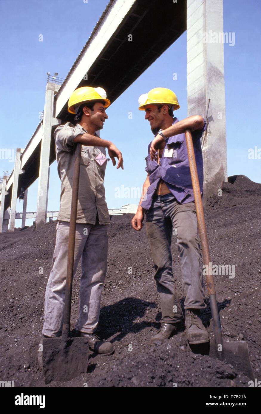 Coal workers hi-res stock photography and images - Alamy