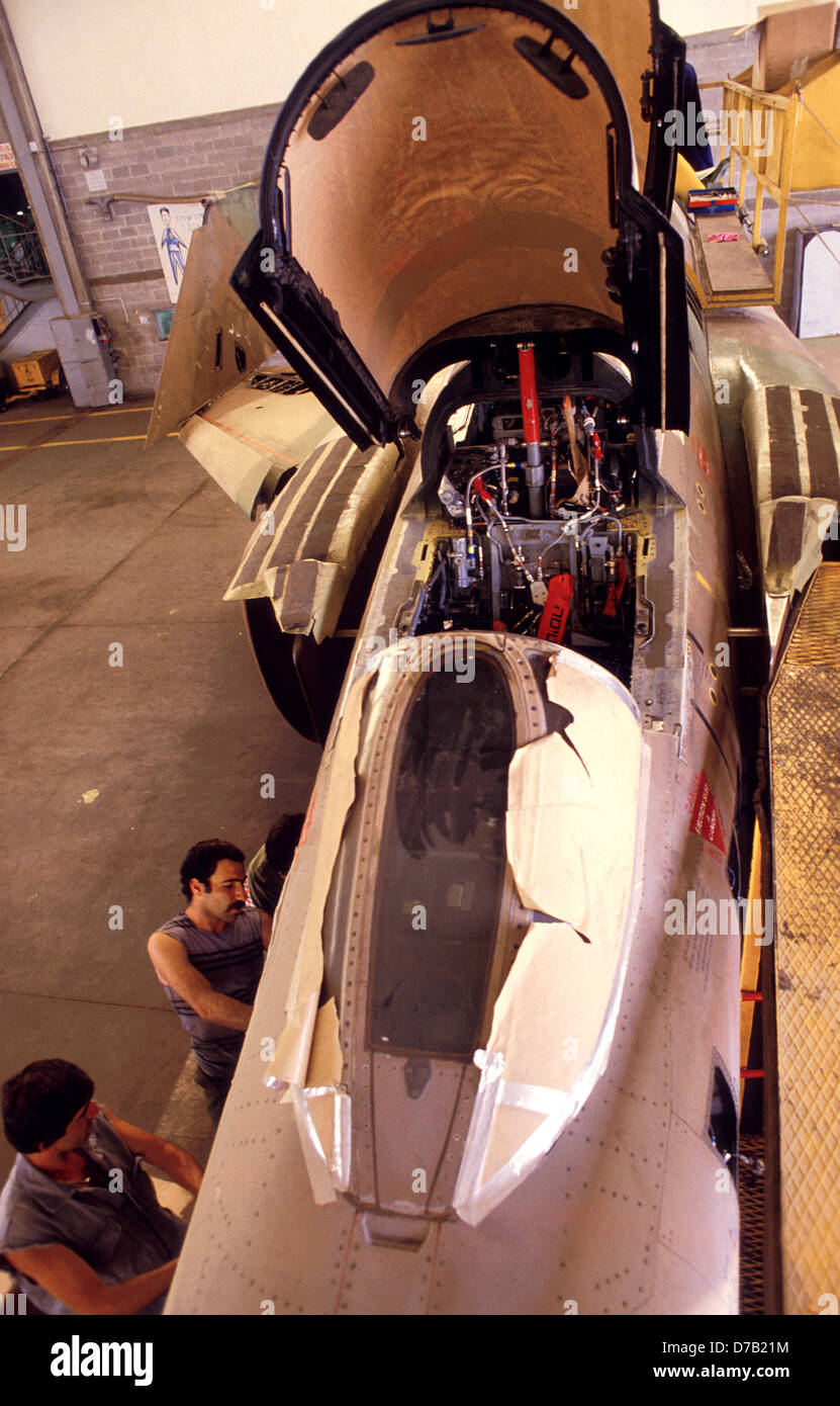 Aircraft phantom hi-res stock photography and images - Alamy