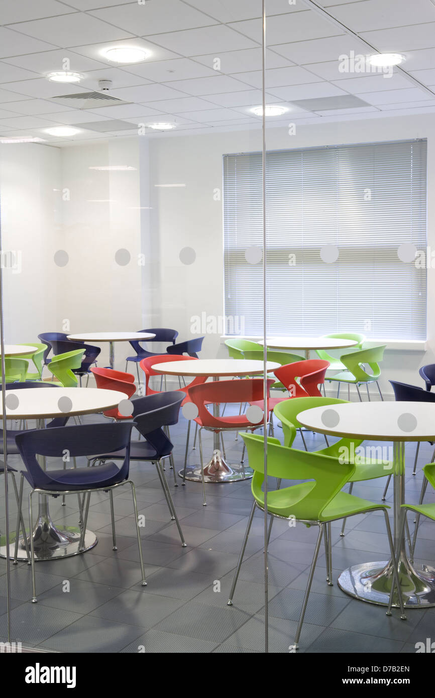 Office restaurant canteen breakout area Stock Photo - Alamy