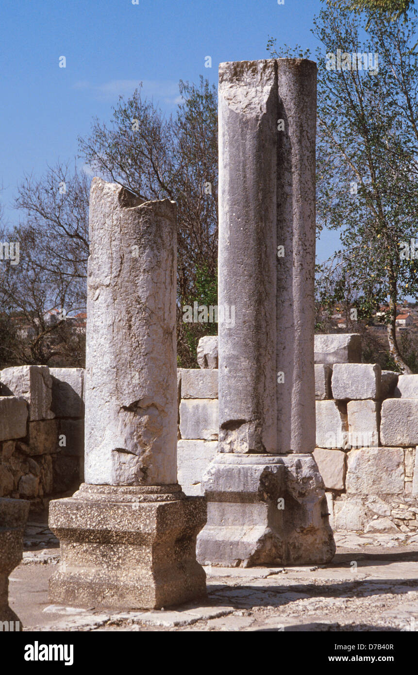 Ruins Of The Ancient Synagogue Of Baram Stock Photo - Alamy