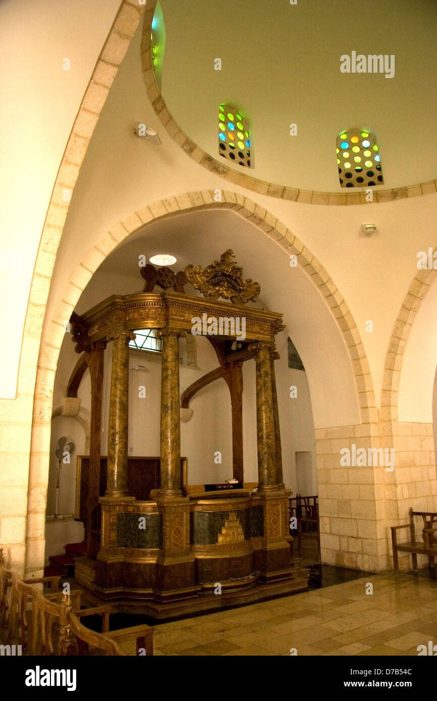 Sephardic synagogue jerusalem hi-res stock photography and images - Alamy