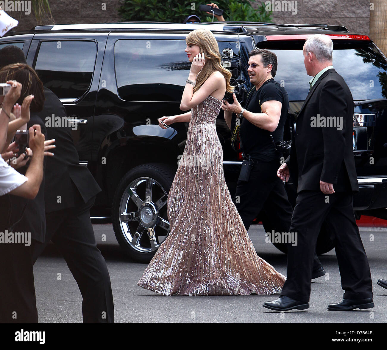 Taylor Swift 2011 Billboard Music Awards at MGM Grand Garden Arena ...