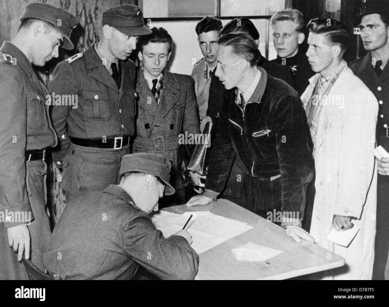 Federal border force hi-res stock photography and images - Alamy