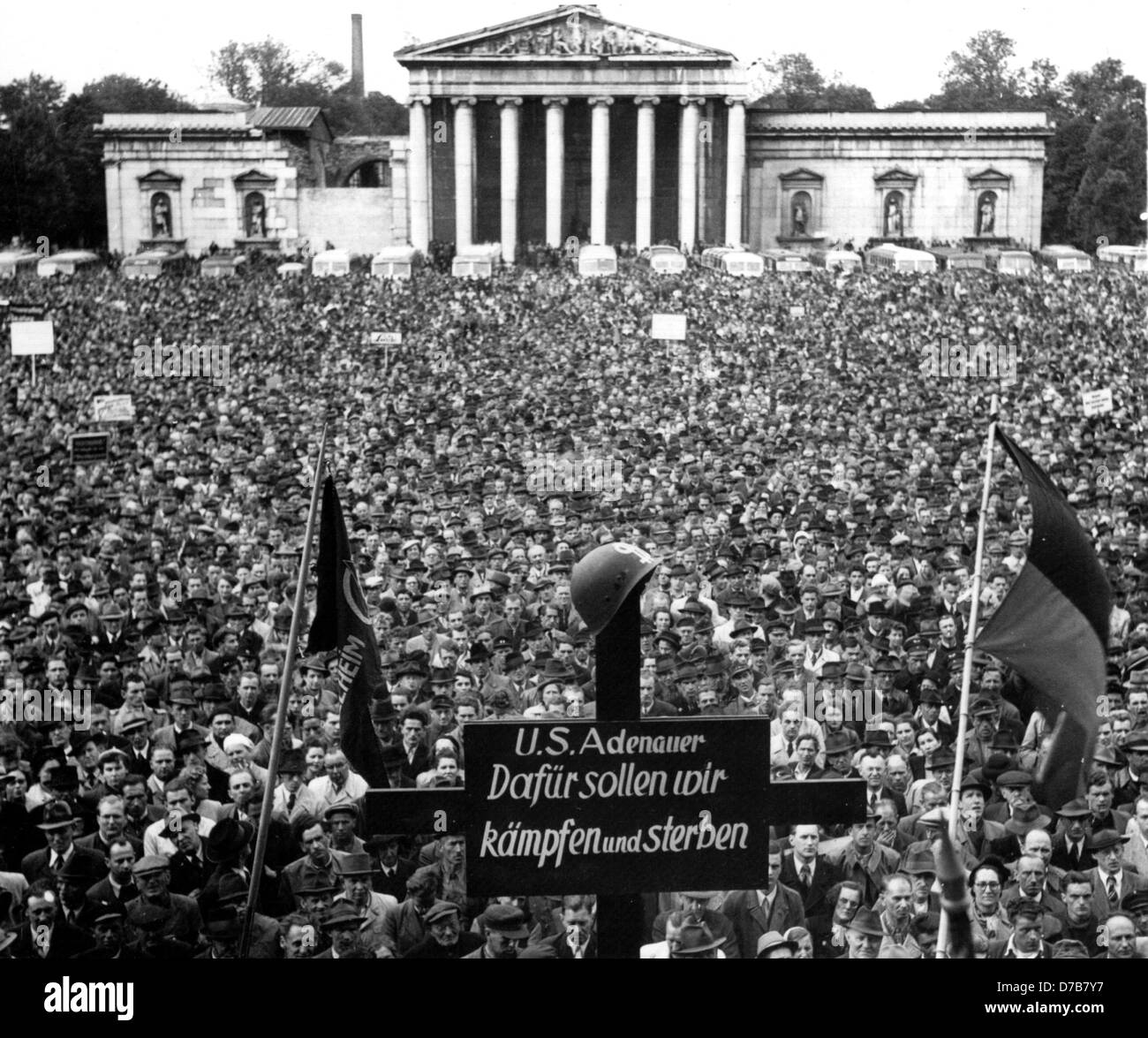 German protest 1952 hi-res stock photography and images - Alamy