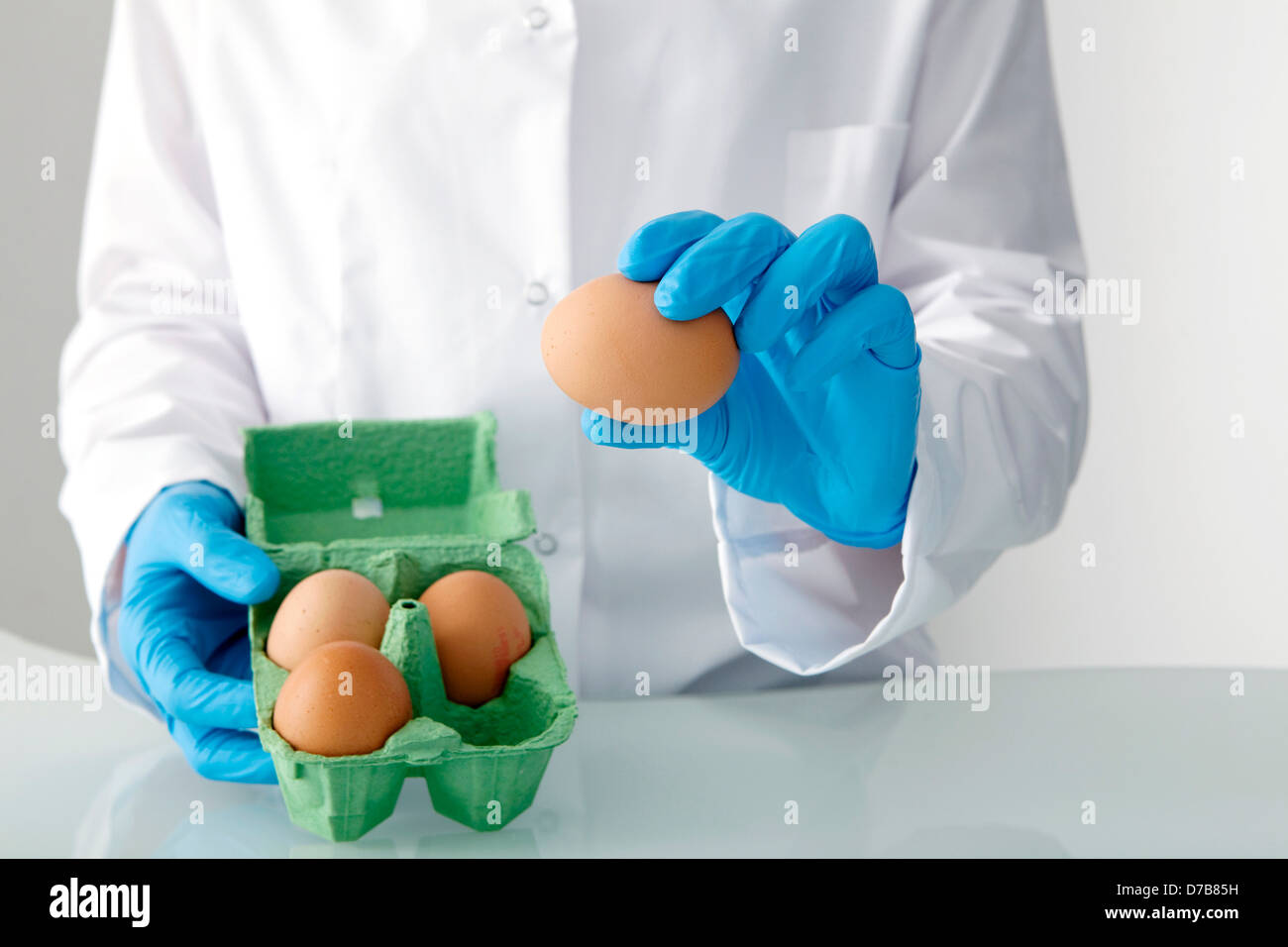 Food testing laboratory hi-res stock photography and images - Alamy