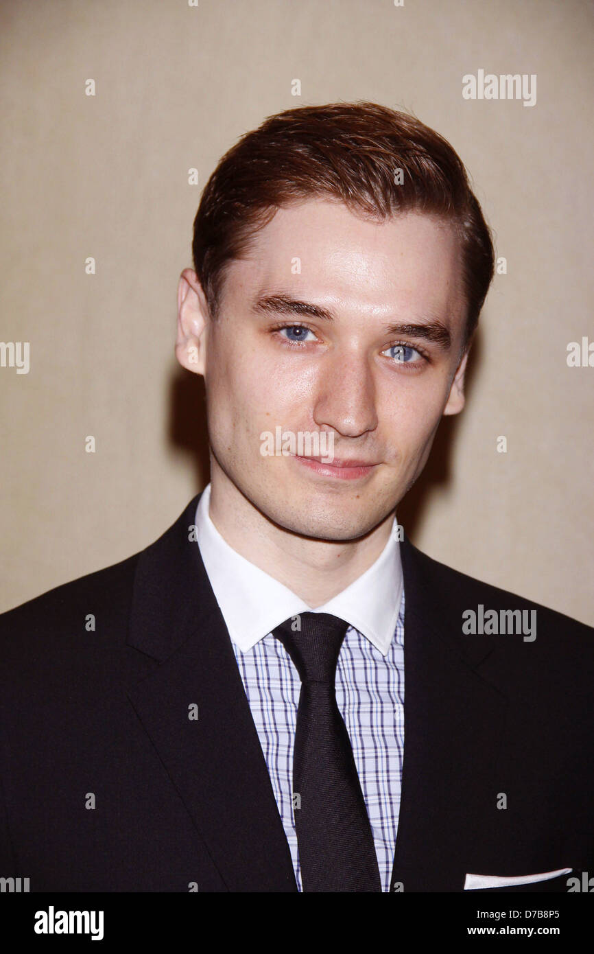 Seth numrich hi-res stock photography and images - Alamy
