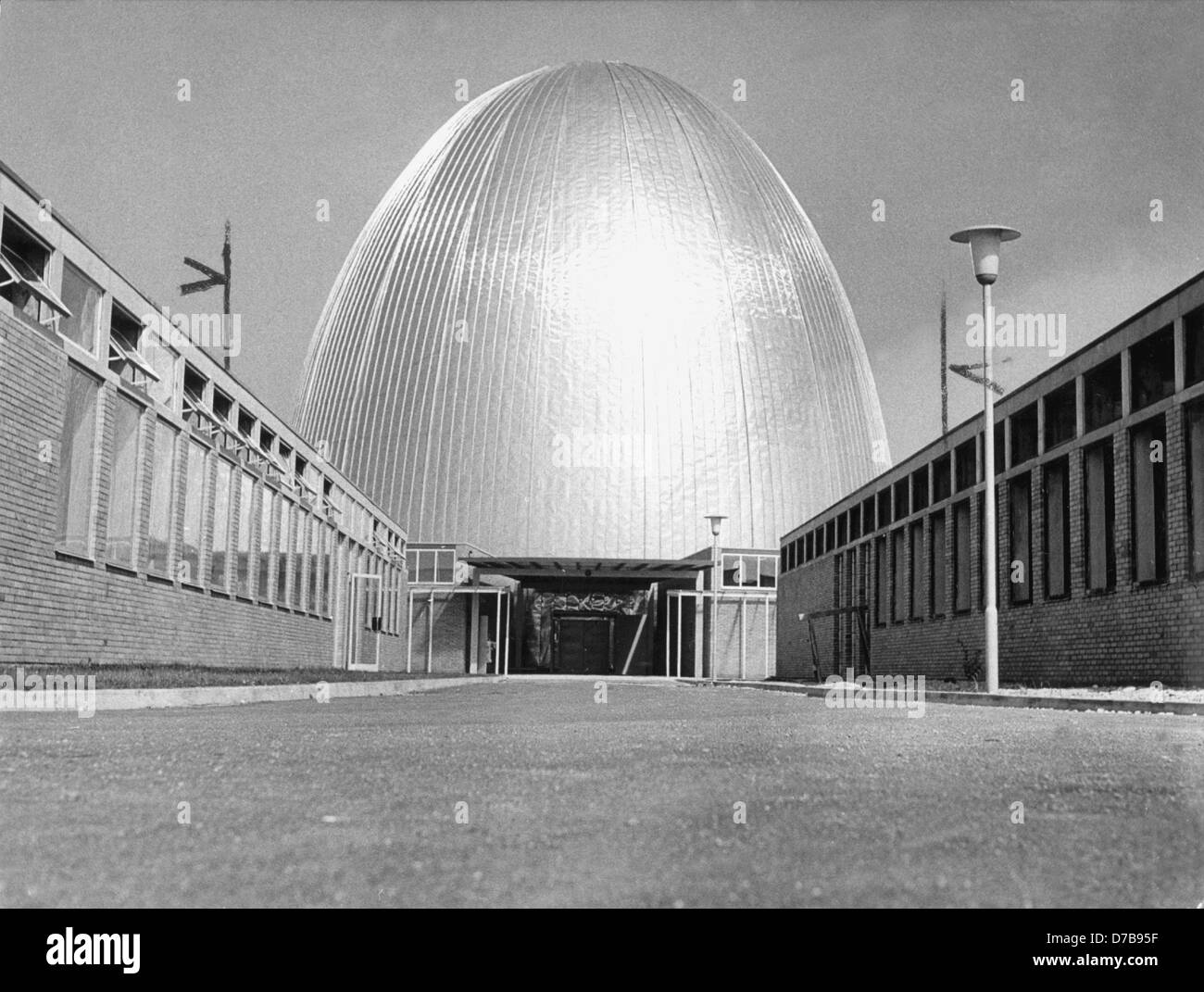 The first nuclear research reactor of the Federal Republic of Germany ...