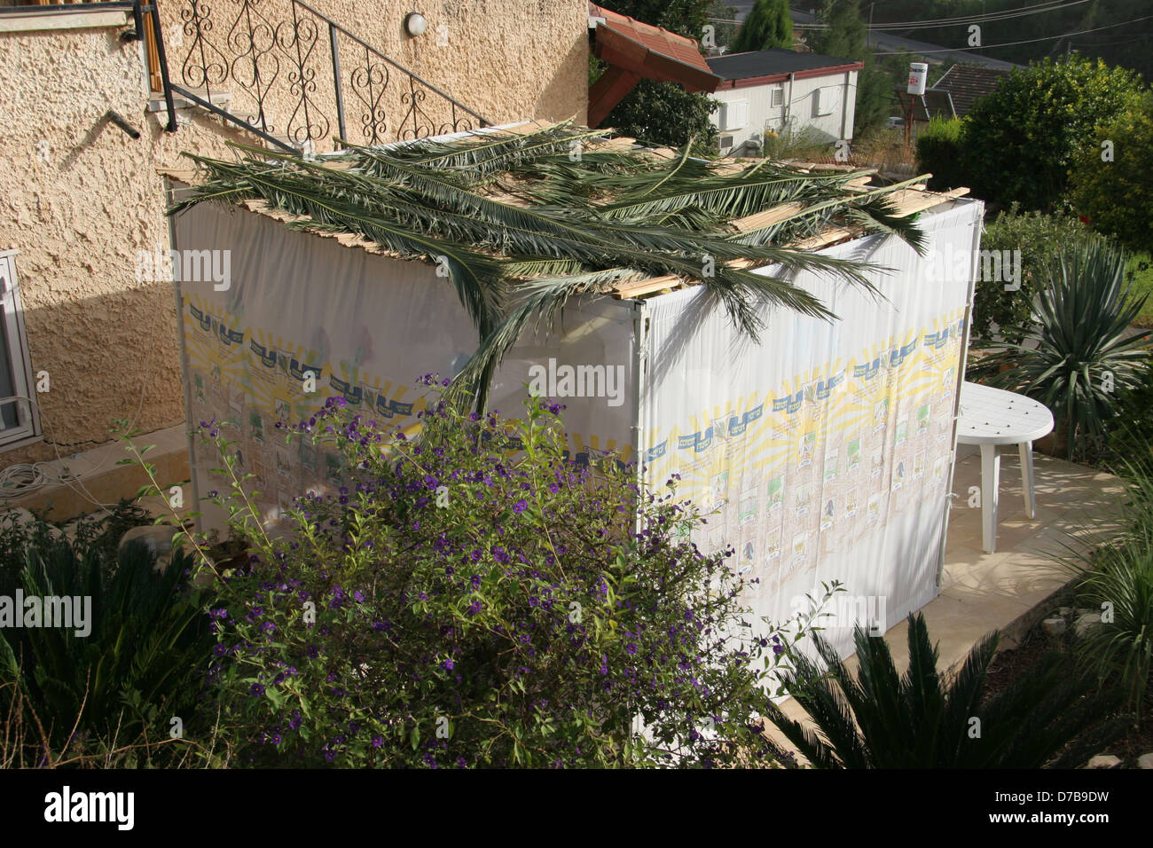 Sukkot booth hi-res stock photography and images - Alamy