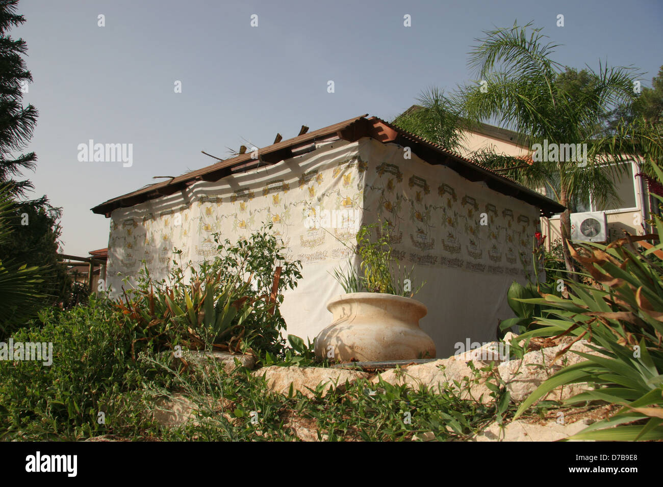 sukkah (Tabernacles Feast booth) in mesilat zion Stock Photo - Alamy