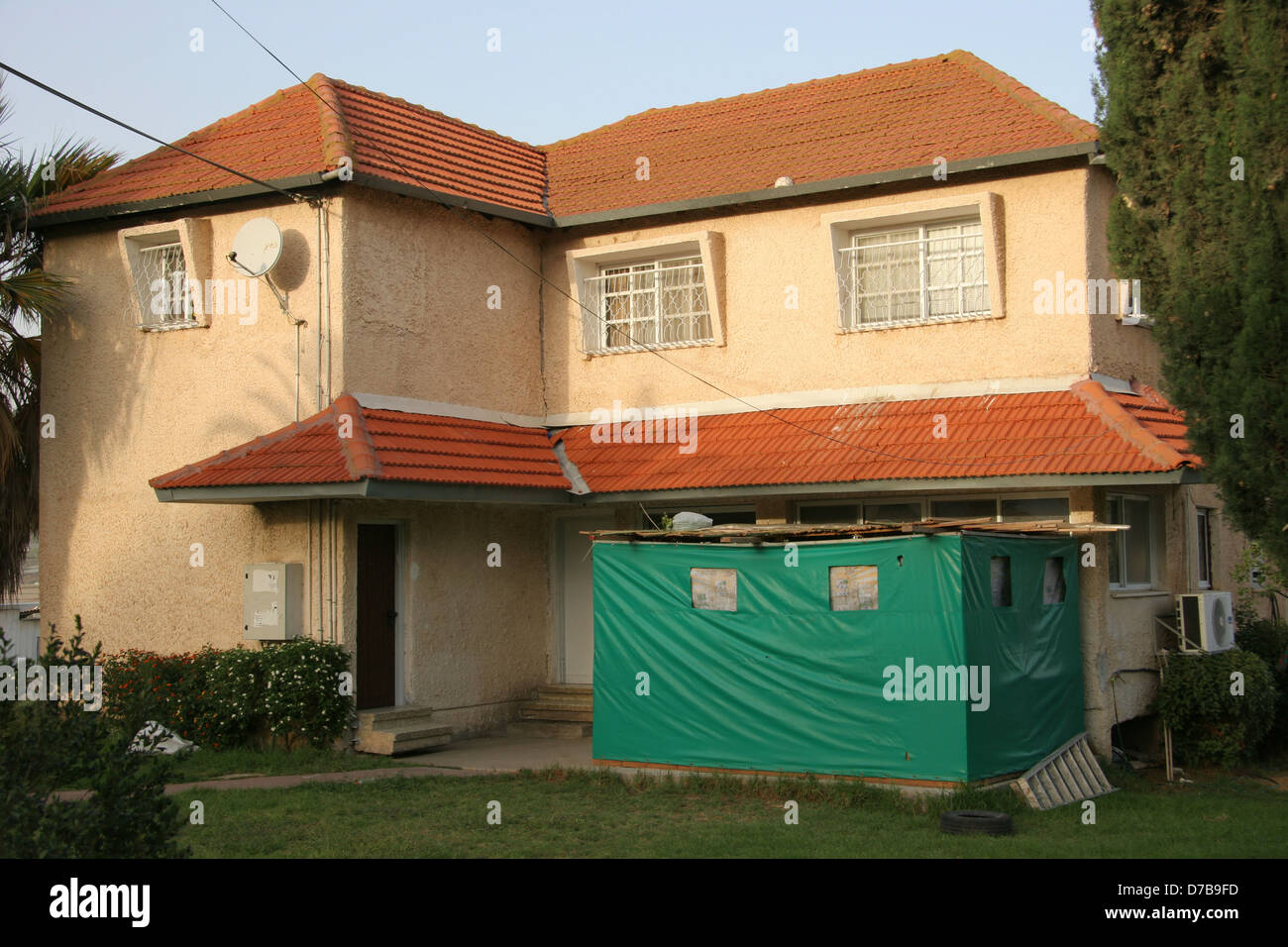 Sukkot booth hi-res stock photography and images - Alamy