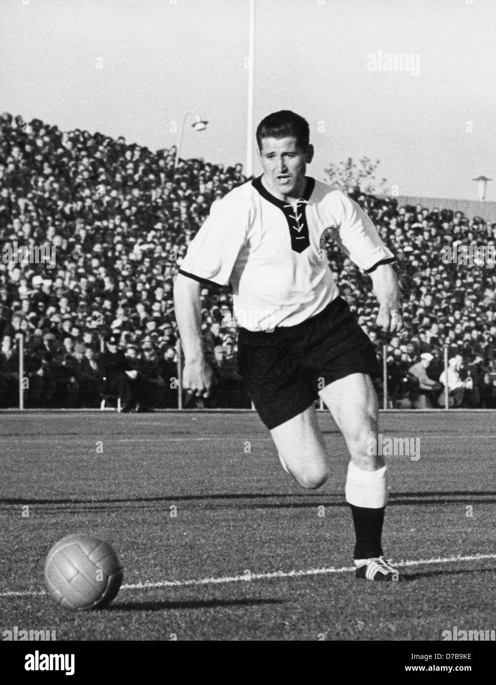 Helmut Rahn, outside right striker of the German national football team ...