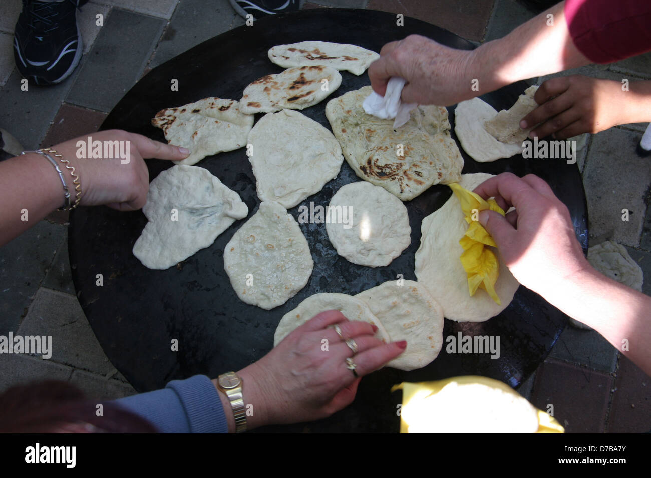 bedouin tabun (oven) with pita breads on top Stock Photo - Alamy