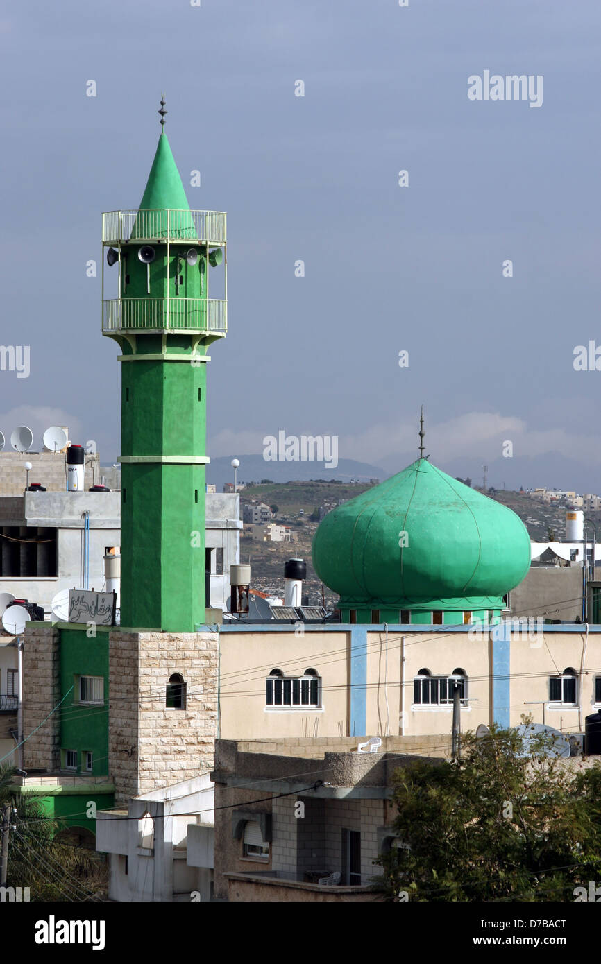 mosque in Safuri suburb of nazareth Stock Photo - Alamy