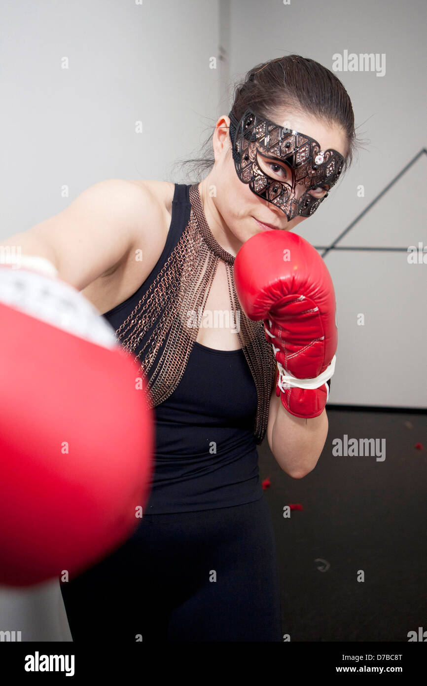 Carol Ju Aerospace Celebrity Benefit at the Aerospace High Performance ...