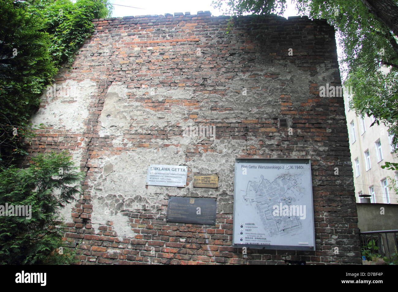 The remaining Wall of the Warsaw Jewish Ghetto in Poland Stock Photo ...