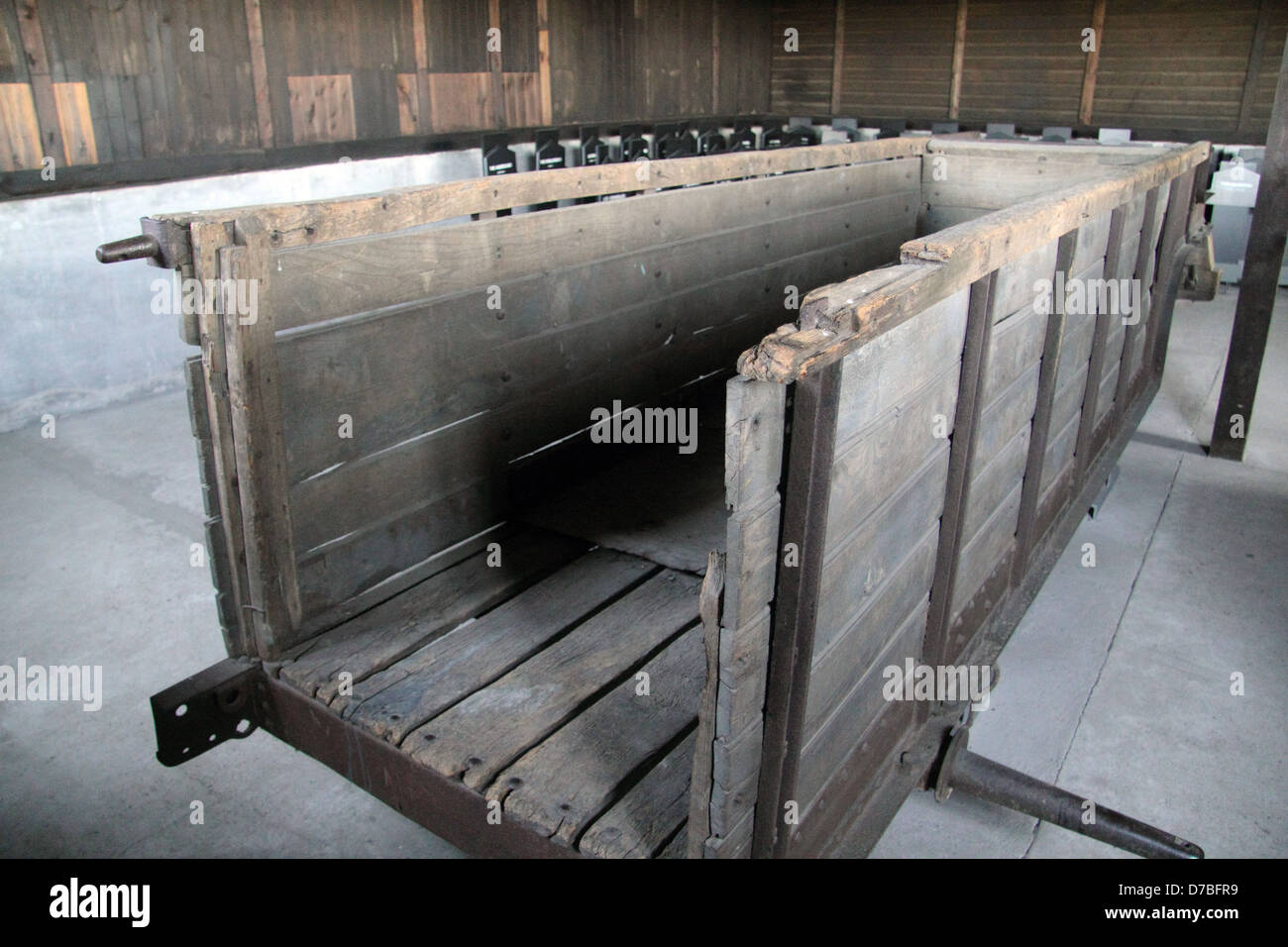 Dead body second world war hi-res stock photography and images - Alamy