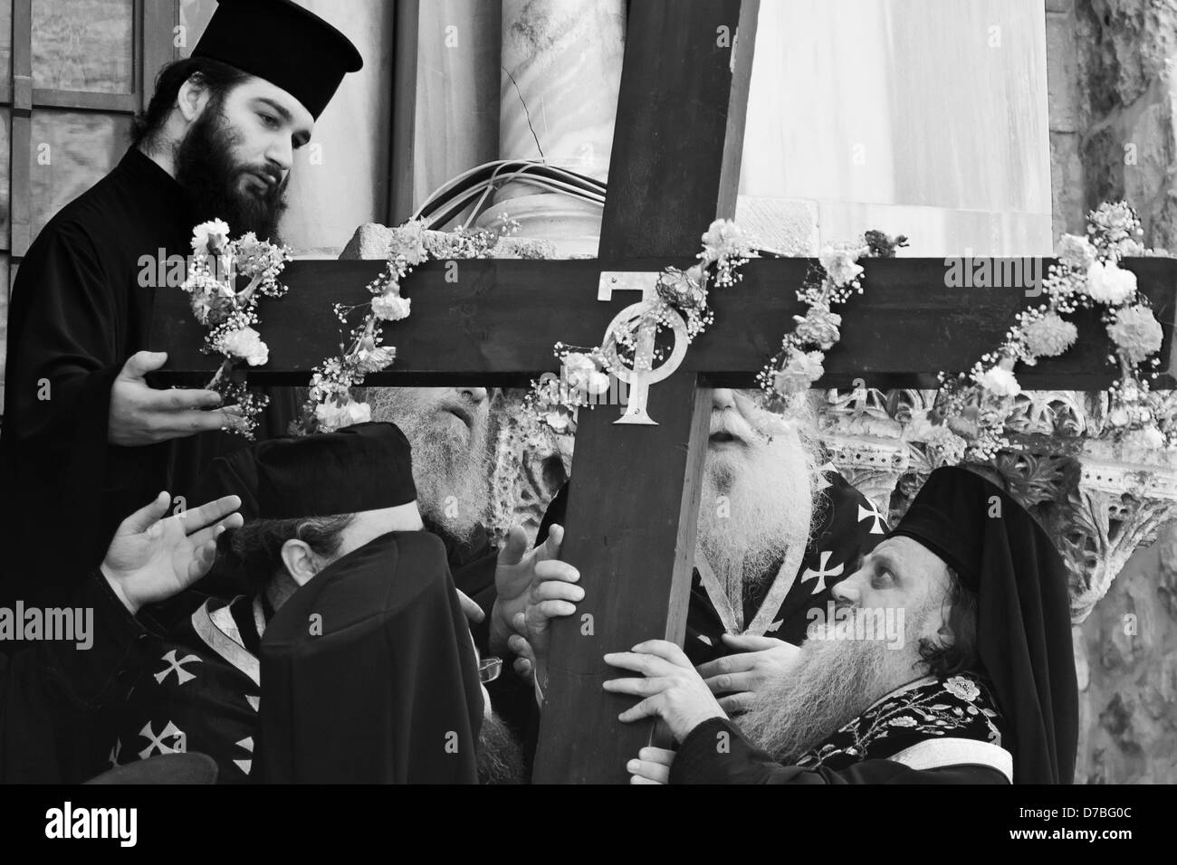 Eastern orthodox worship Black and White Stock Photos & Images - Alamy