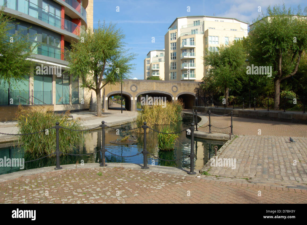 Canada Water London Redevelopment High Resolution Stock Photography and ...