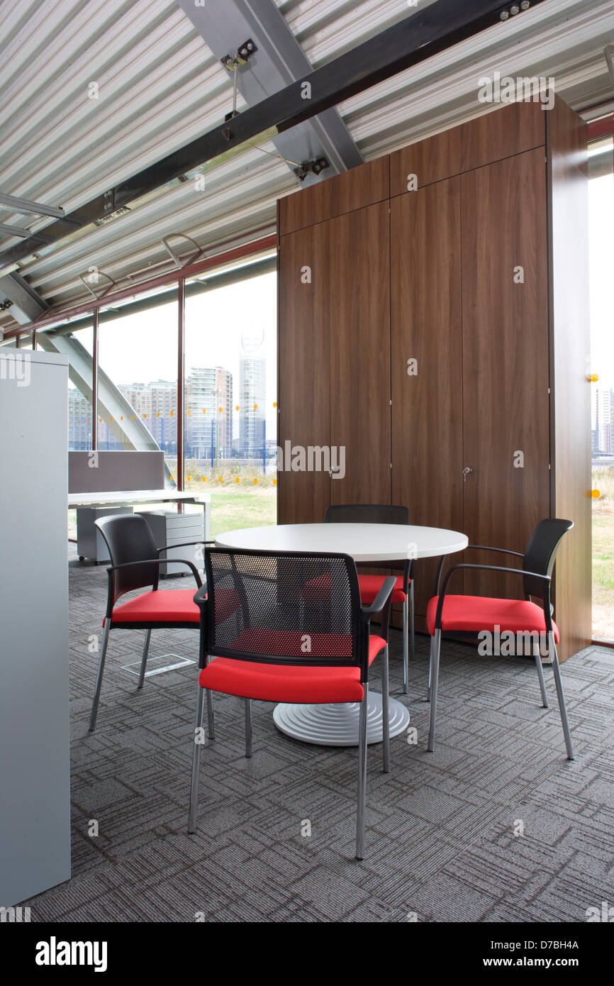 office meeting room breakout area Stock Photo - Alamy
