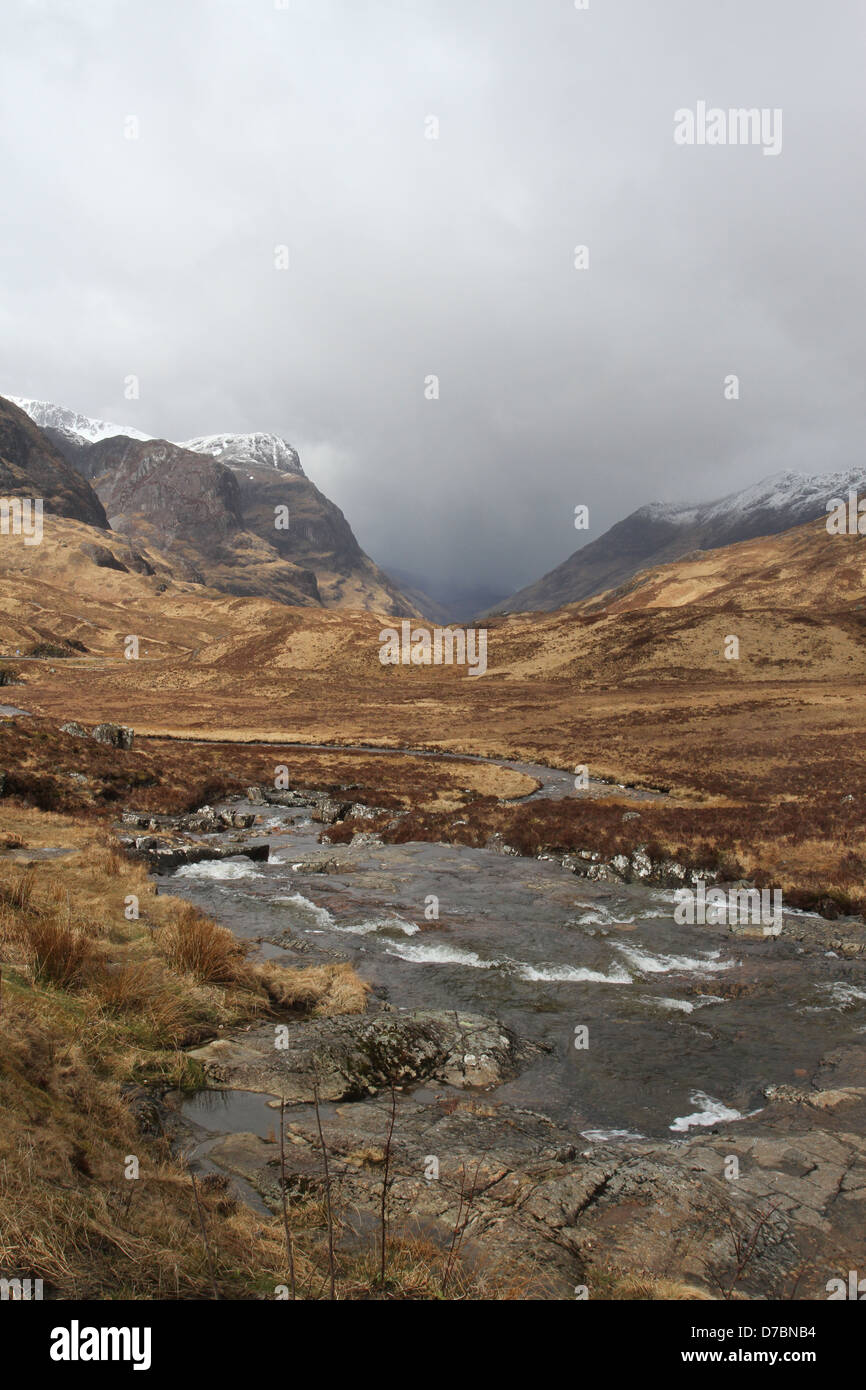 Glen coe river coe hi-res stock photography and images - Alamy