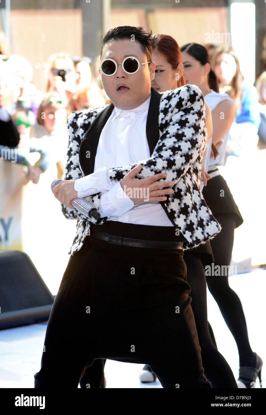 New York, USA. 3rd May 2013. Psy on stage for NBC Today Show Toyota ...