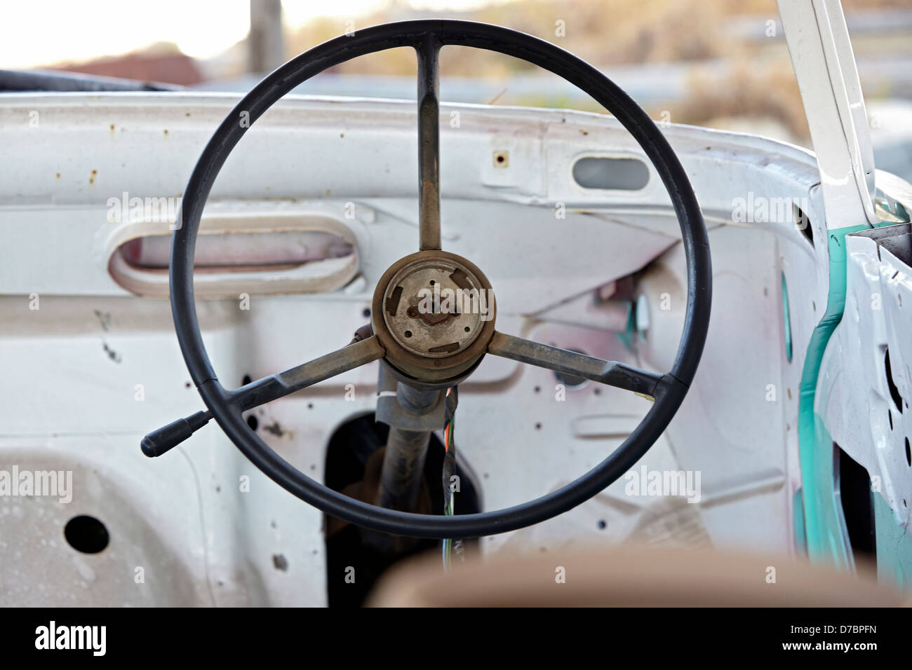 Steering wheel column hi-res stock photography and images - Alamy