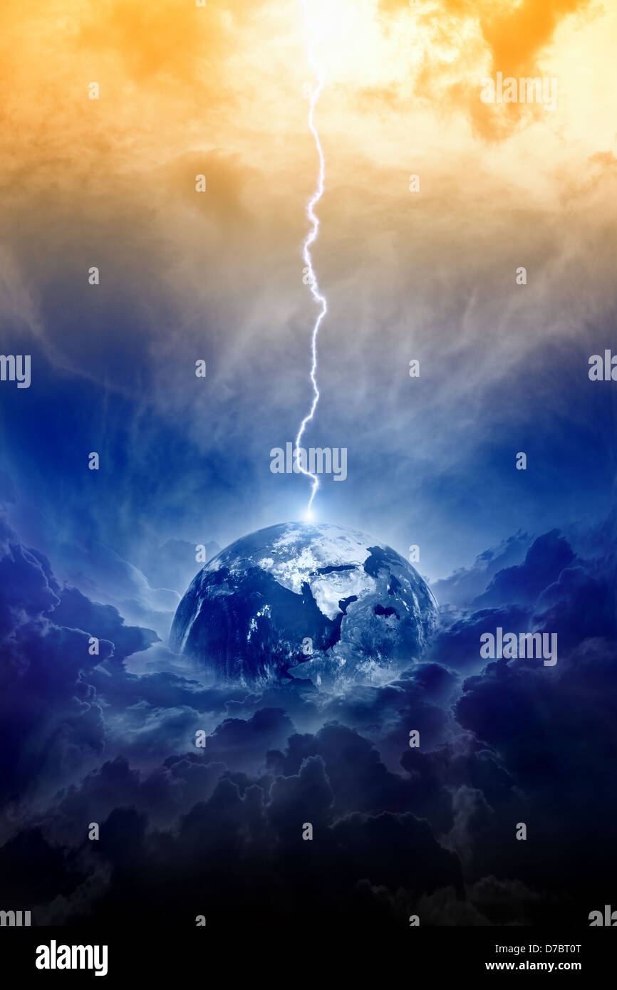 Big lightning hit planet Earth in dark dramatic sky Stock Photo - Alamy