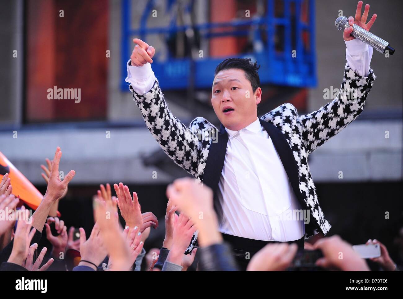 New York, USA. 3rd May 2013. Psy on stage for NBC Today Show Toyota ...