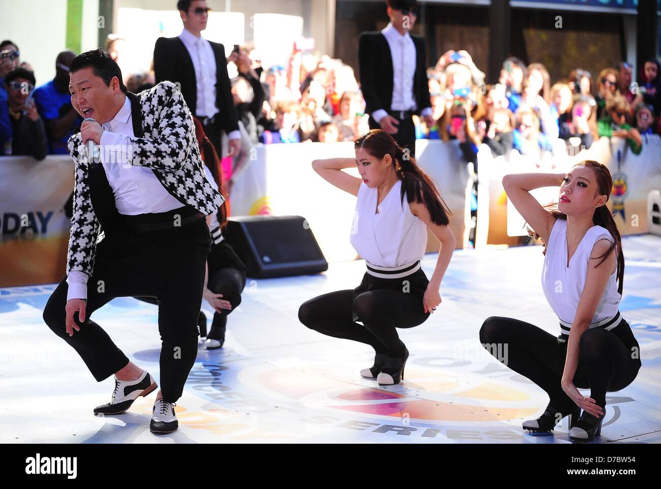 New York, USA. 3rd May 2013. Psy on stage for NBC Today Show Toyota ...