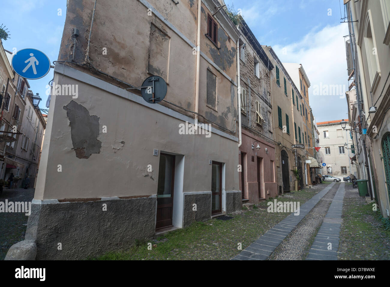 Alghero street sardinia hi-res stock photography and images - Alamy