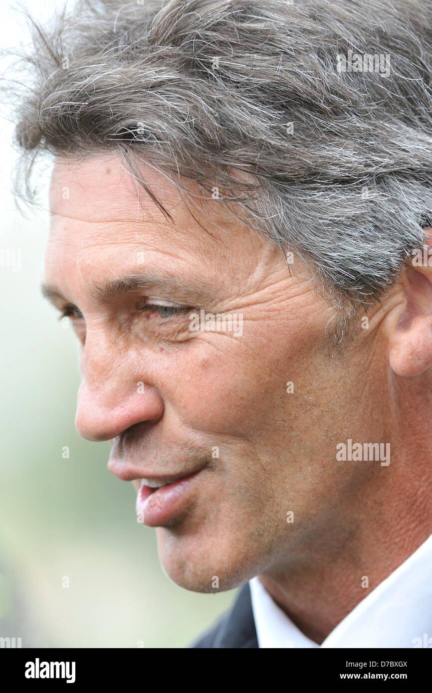 Badminton, UK. 3rd May 2013. Andrew Nicholson [NZL] riding Avebury ...