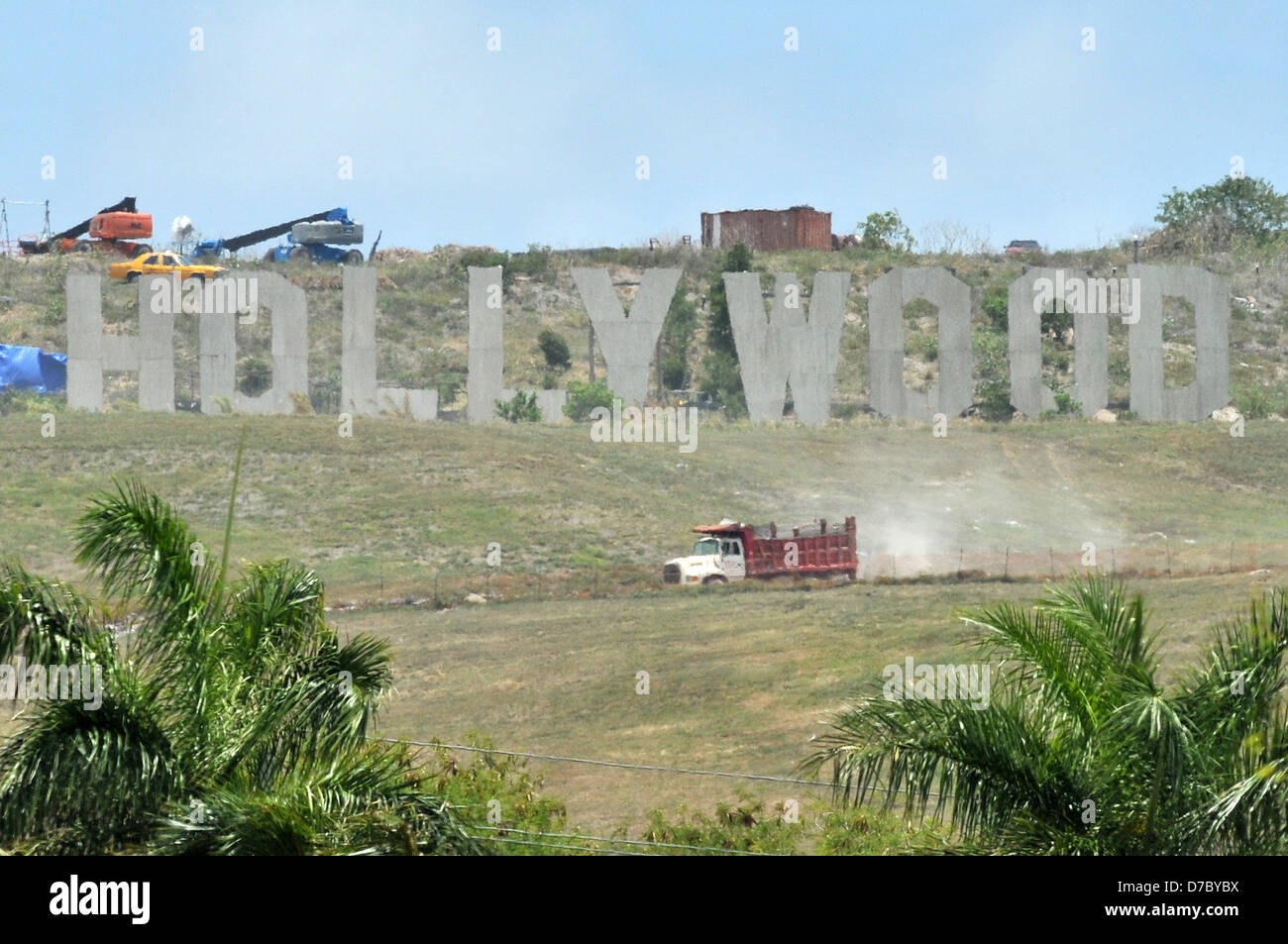 Atmosphere A replica of the famous 'Hollywood' sign appears on top of a ...
