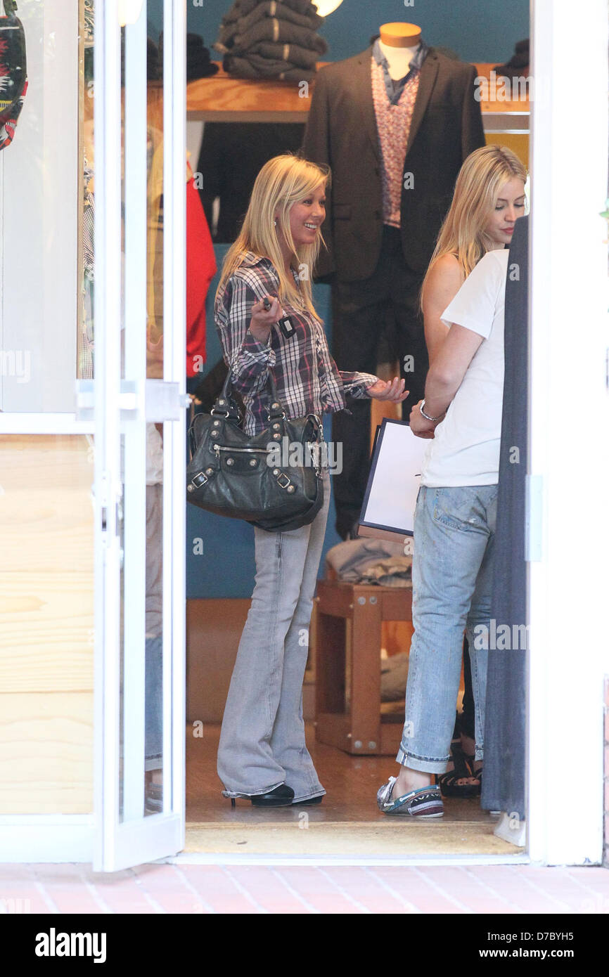 Tara Reid shops at Fred Segal in West Hollywood with friends Los ...