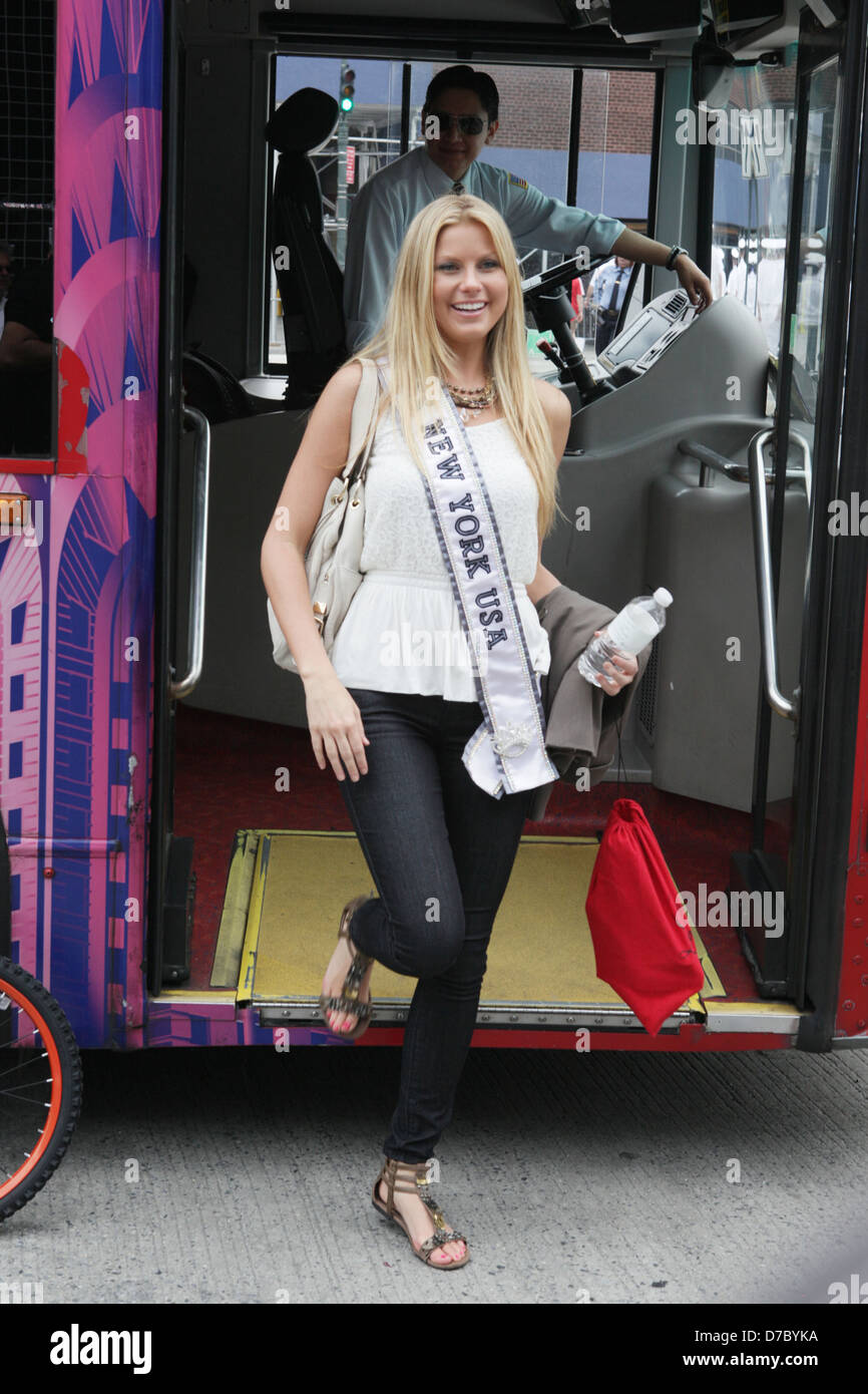 Miss New York USA 2011 Amber Marie Collins Miss USA Contestants attend ...