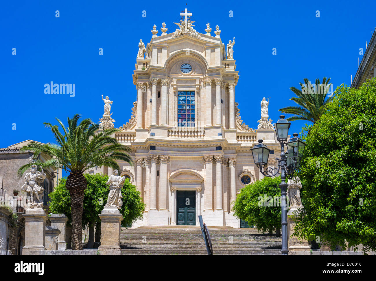 Sicily modica baroque church hi-res stock photography and images - Alamy