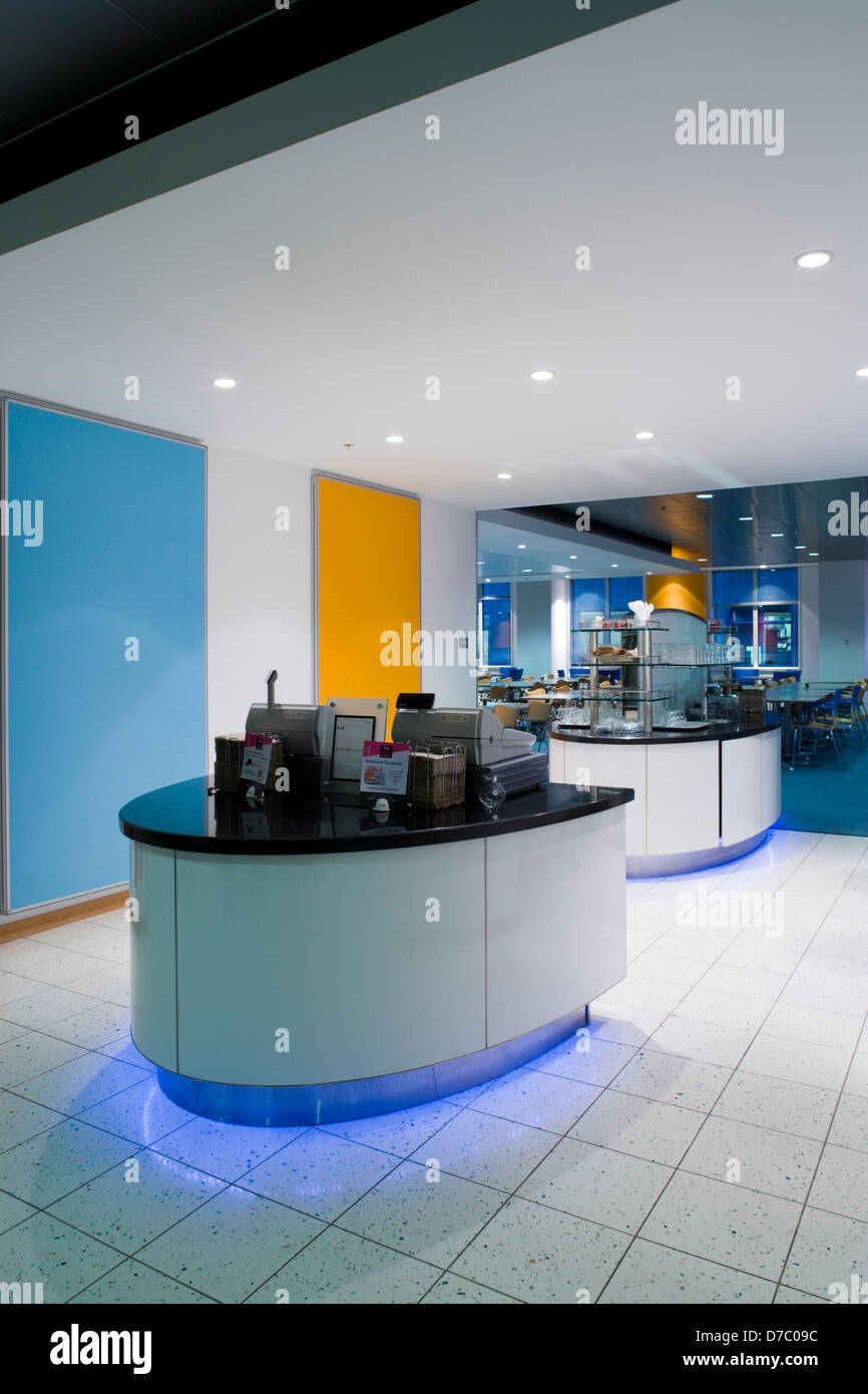 Office building restaurant hi-res stock photography and images - Alamy