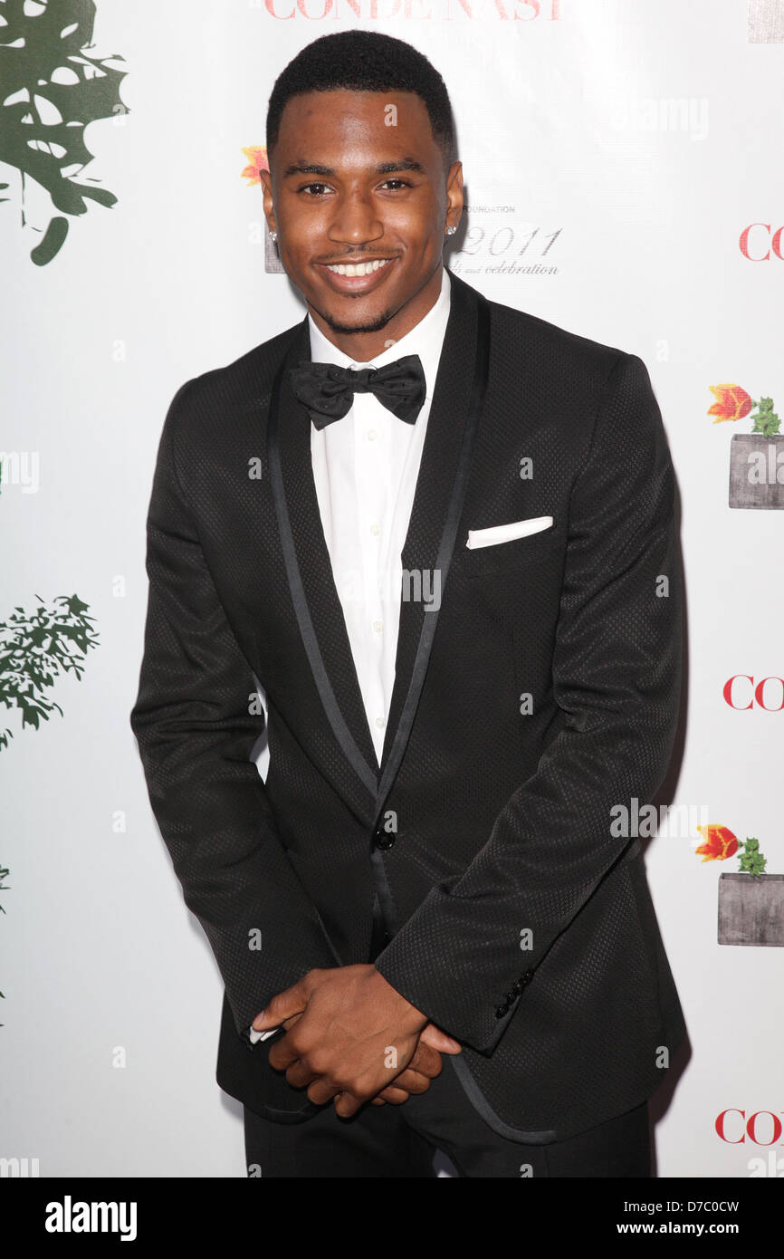 Trey Songz 2011 FiFi Awards at The Tent at Lincoln Center - Arrivals ...