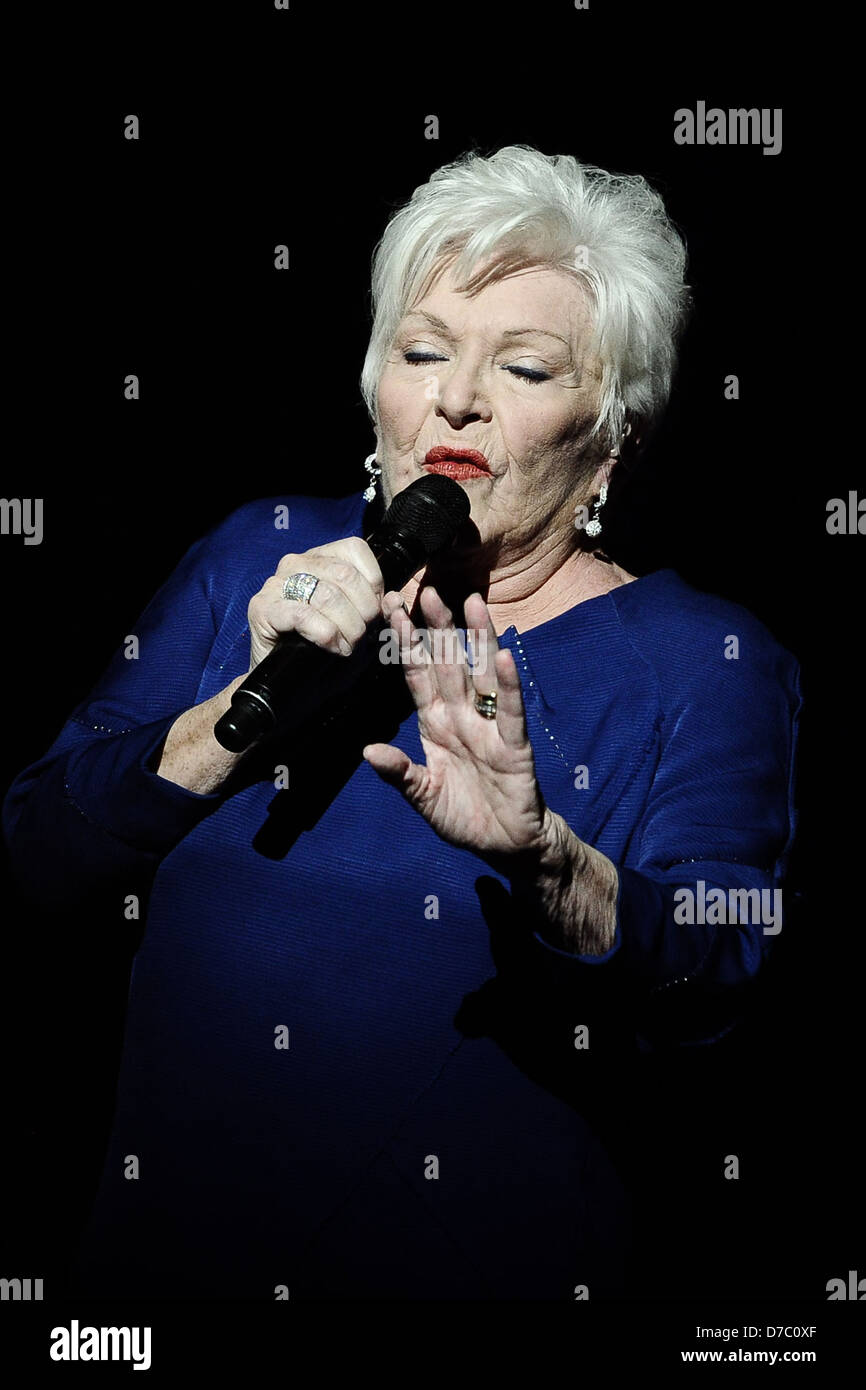 Line renaud hi-res stock photography and images - Alamy