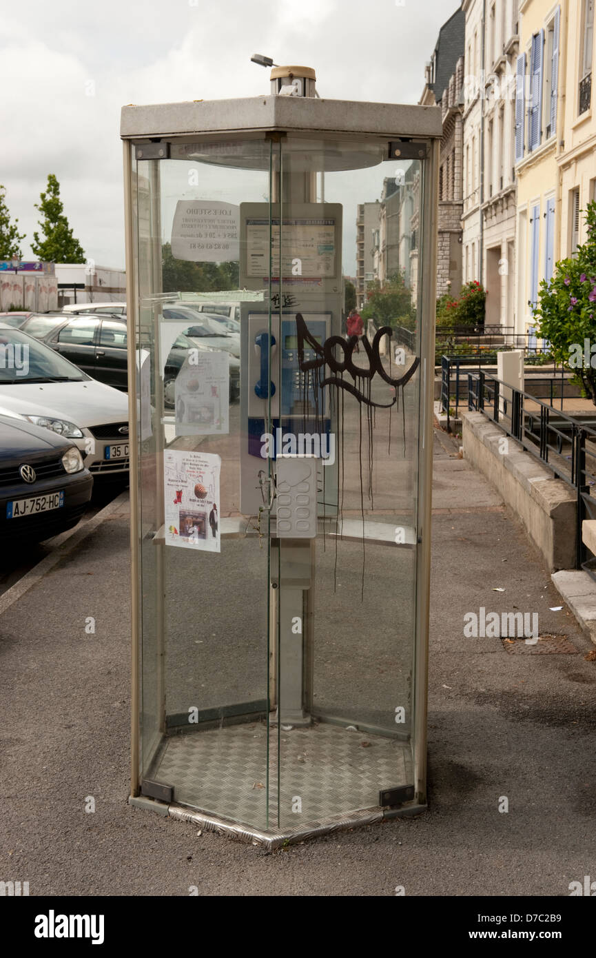 France Telecom public telephone phone Boulogne-Sur-Mer France Europe EU ...