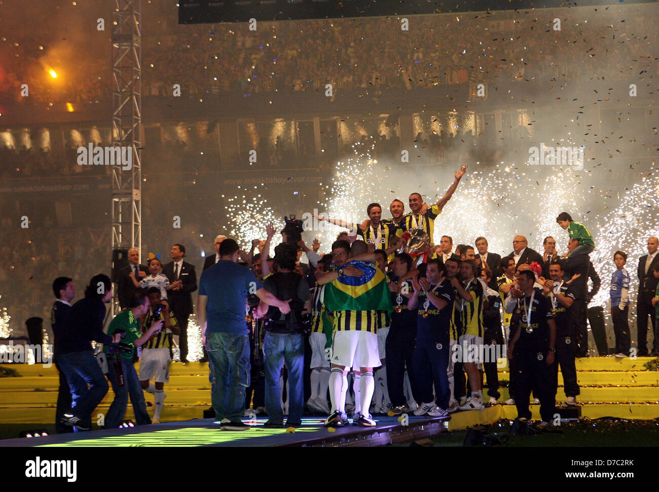 Atmosphere Fenerbahce sports club celebrates 2010- 2011 season ...