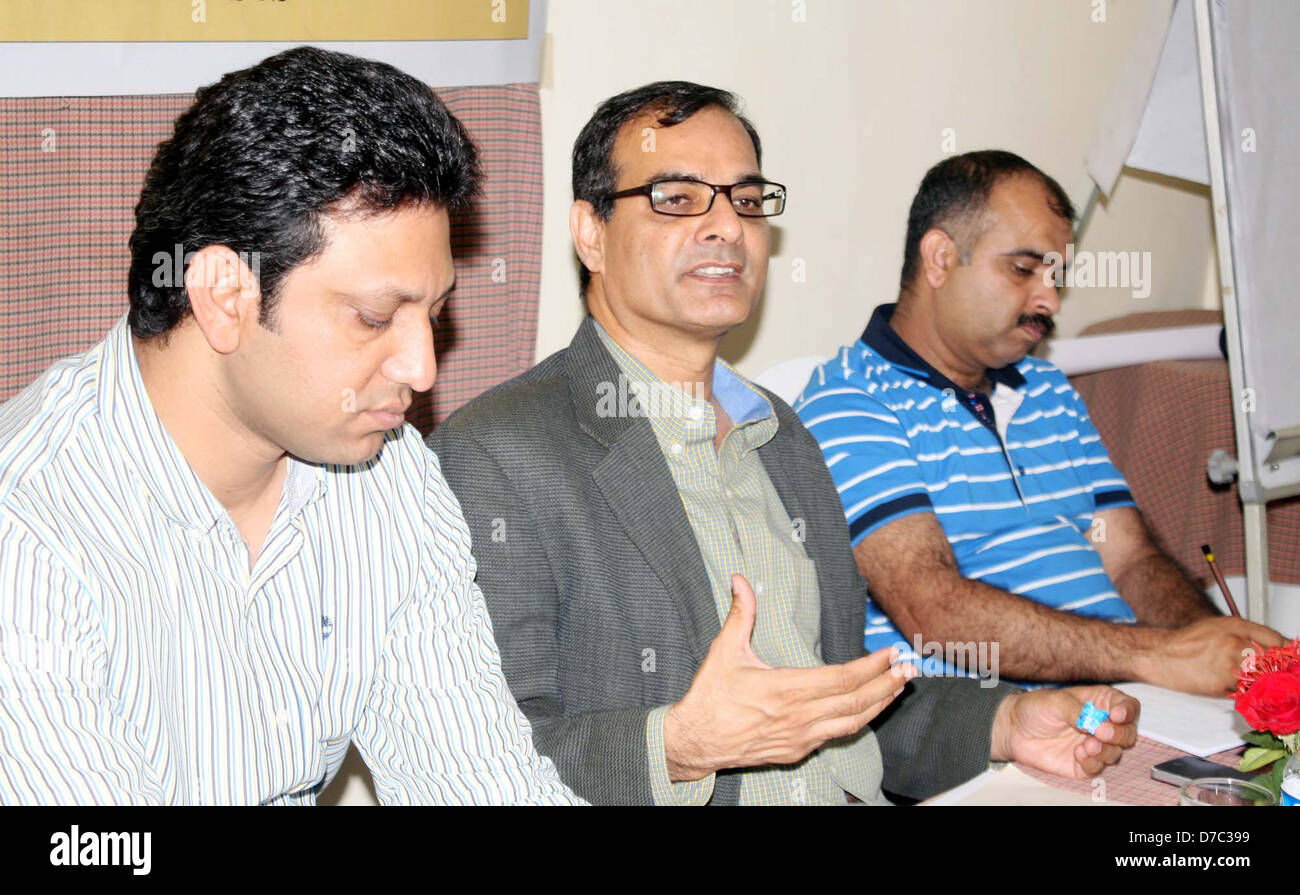 Pakistan Press Foundation Chairman, Owais Ali Aslam addresses to guests ...