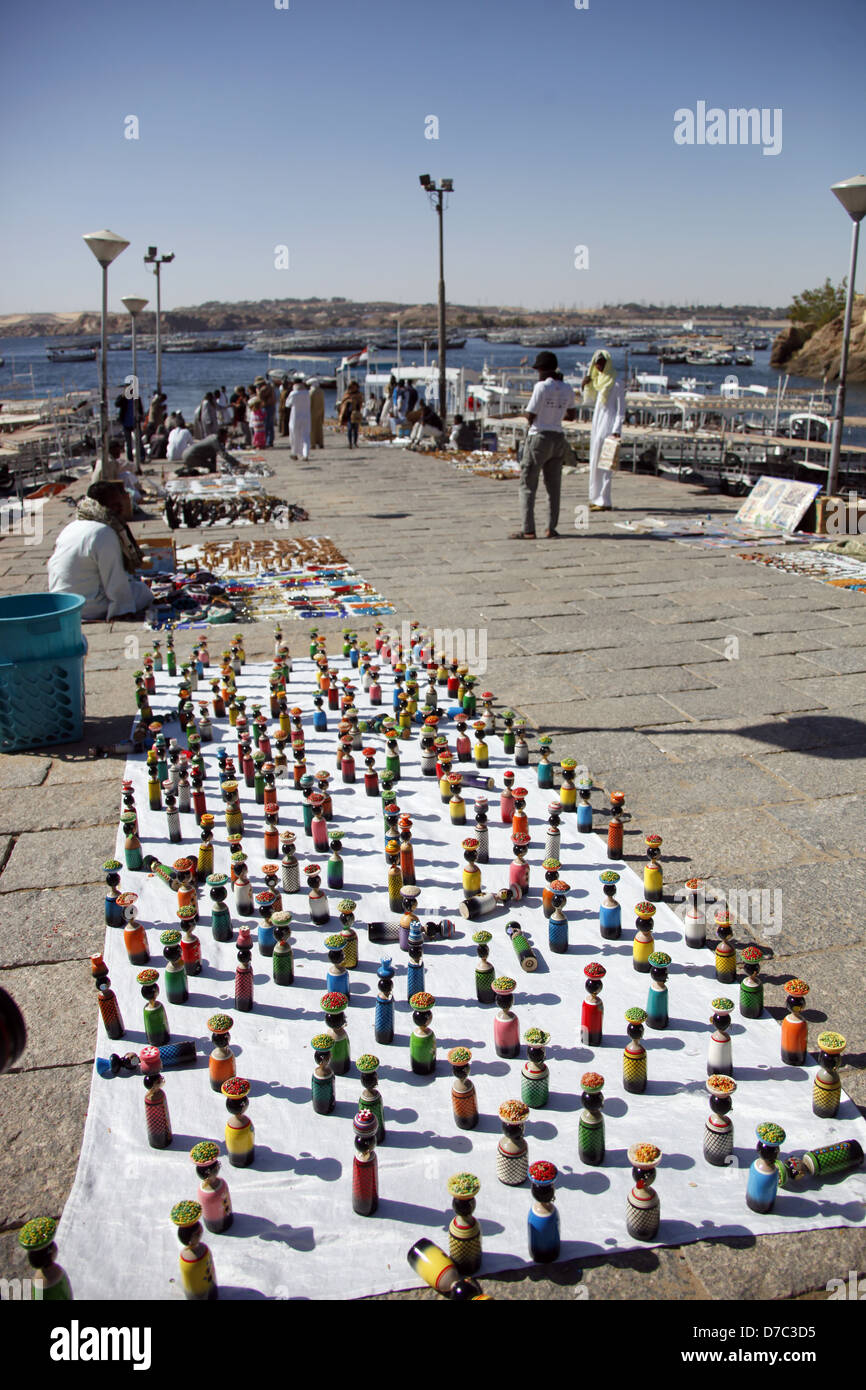 STREET TRADER & WOODEN ORNAMENT FIGURES SHELLAL ASWAN EGYPT 10 January ...