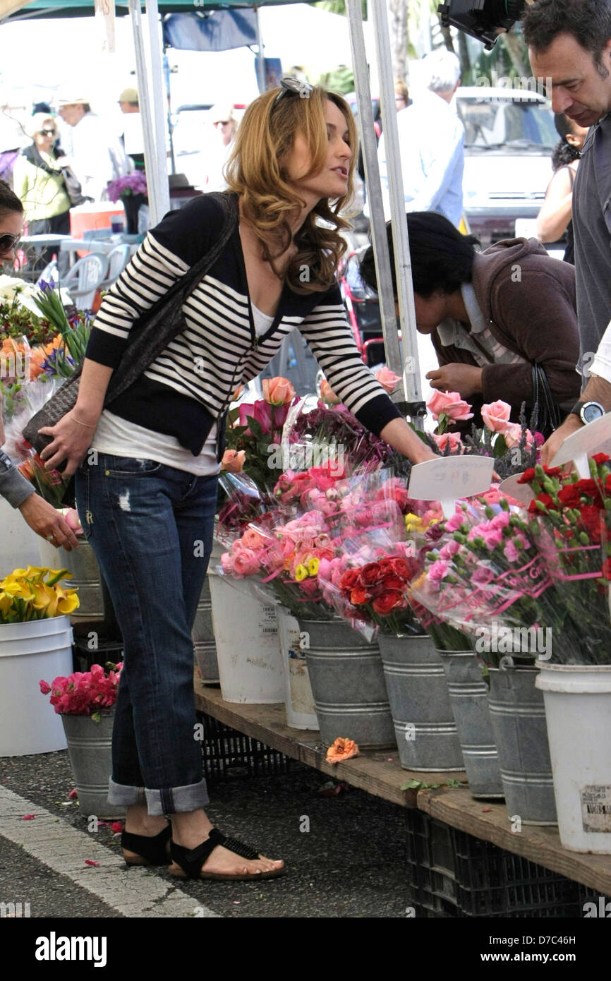 Giada De Laurentiis is filmed while shopping at a flower market in ...